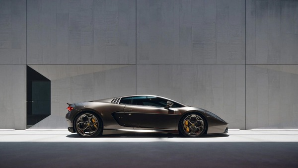 Tedson Etna is a Gallardo restomod ready to rock with modern supercars