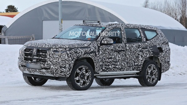 2026 Mitsubishi Pajero Sport body-on-frame SUV spied
