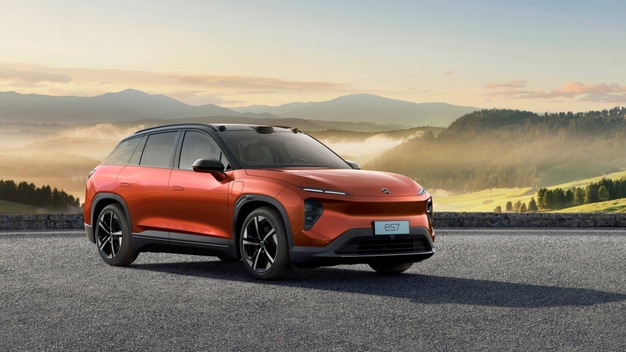 Chevy MiRay: Hybrid 'Muscle Car Of The Future' Concept