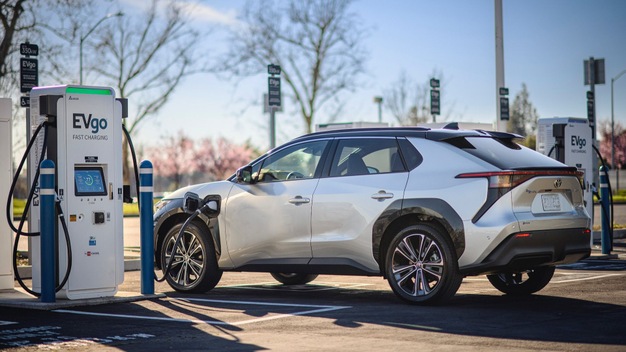 These EVs have 800V charging: Why it’s better with or without Tesla’s NACS