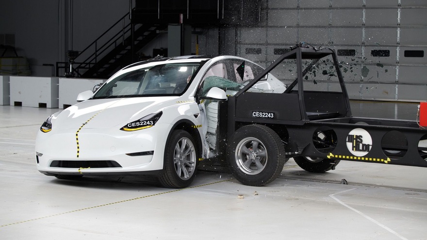 Tesla Drag Racing, 2017 Jaguar XE Diesel, Plug-In Electric Car Sales in ...