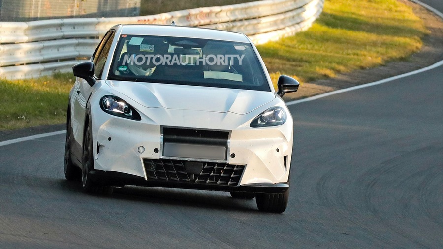 Photos – Pictures of the Latest Sports Cars, Muscle Cars, Luxury Cars ...