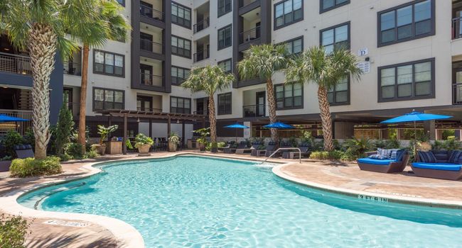 The Halstead Reviews - Houston, TX | 4620 North Braeswood Boulevard ...